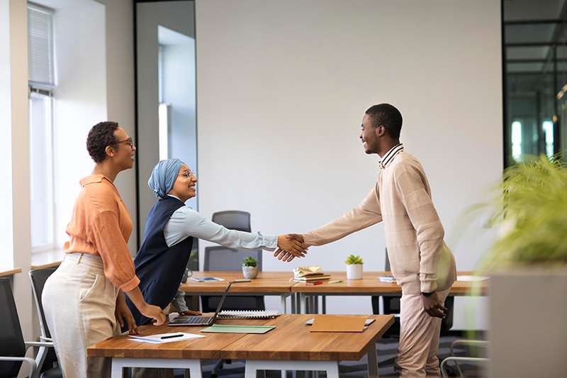 10 Key Features of Professional Employer Services Explained – Aventure ...